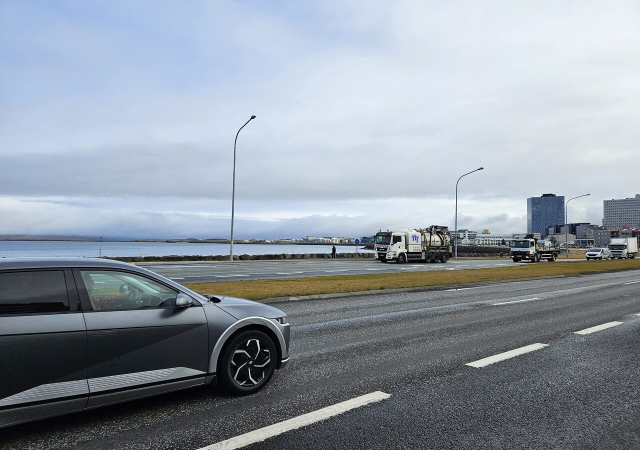 Sää ja liikenteen päästöt haastavat reykjavikilaisia | LAB Open